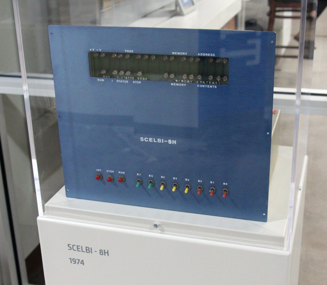 Return to the Computer Museum of America | The Apollo Education ...